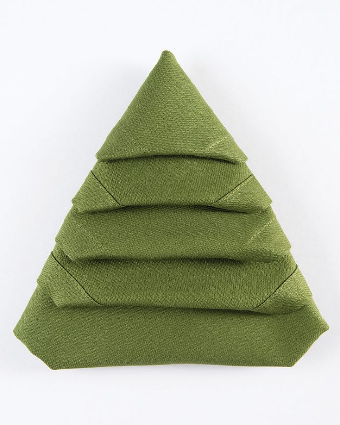 Easy Christmas Tree Napkin Fold Tutorial - Southern Lady Magazine
