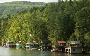 Two Days Away: Lakeside Idyll in Lake Rabun, Georgia - Southern Lady ...