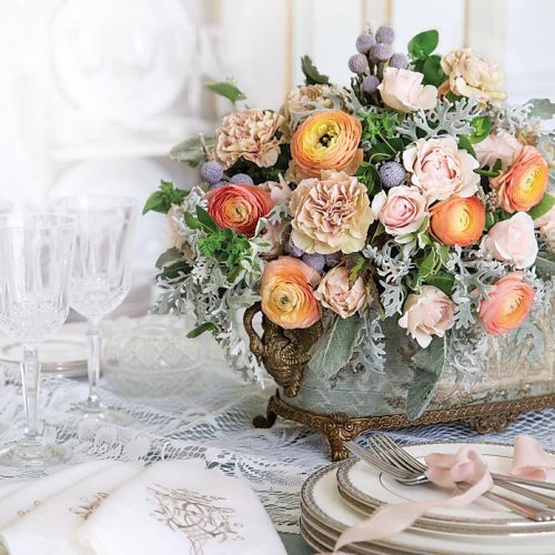 5 Fabulous Winter Flower Arrangements - Southern Lady Magazine