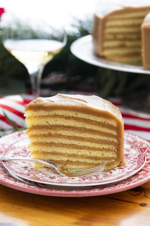 Caroline’s Cakes Delivers Seasonal Cake Sensations to Your Door ...